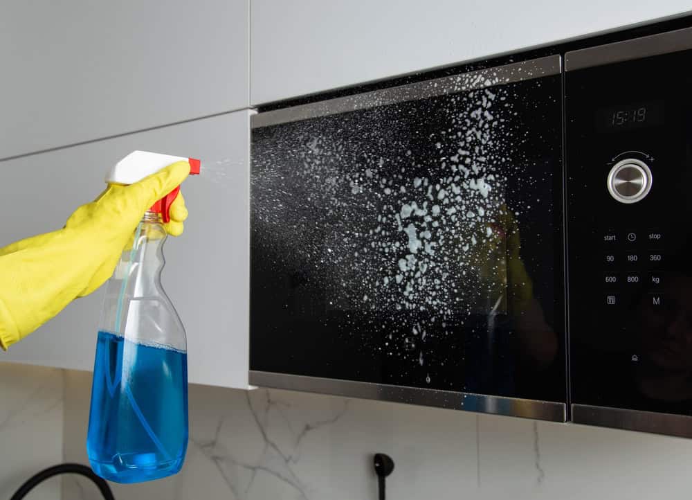 How to Clean Kitchen Appliances | Cleaning Services Gonzales